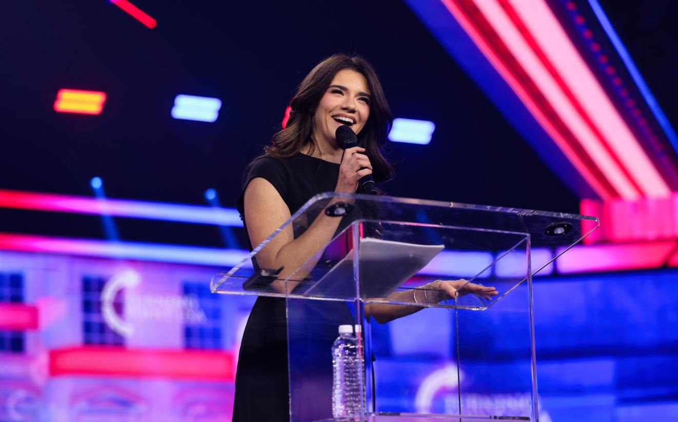 Brett Cooper Emphasizes Gratitude Purpose And Resilience In Amfest